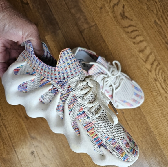 Liliana | Shoes | Liliana Lori Cream Multi Knit Sneaker | Poshmark